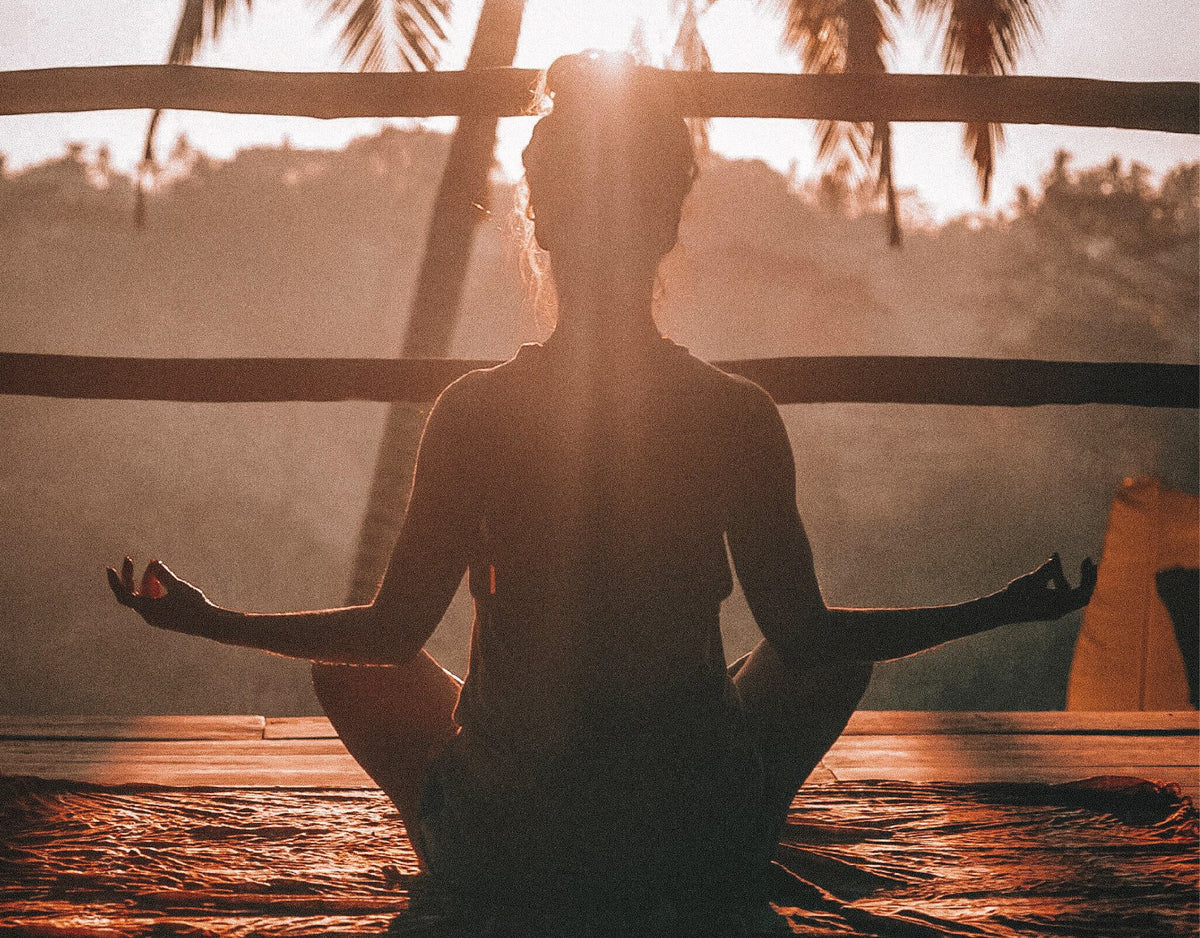 Yoga for Insomnia: Four Yoga Asanas for a Goodnight's Sleep! – Heelium